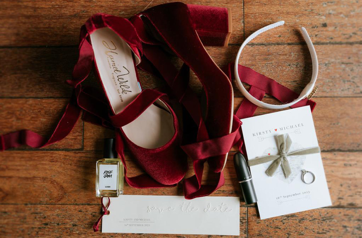 Kirsty wears Hetty Mid Bordo – Harriet Wilde